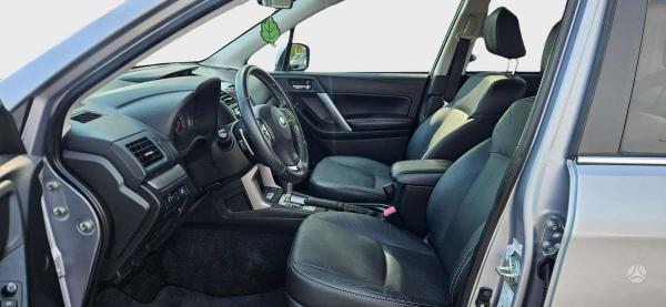 Pelēks Subaru Forester 2014 Marijampole, ar dzinēja tilpumu 2.00 L un nobraukumu 211 tūkst. km par 10500 €, foto 10 vietnē AUTOMOTO.COM.LV