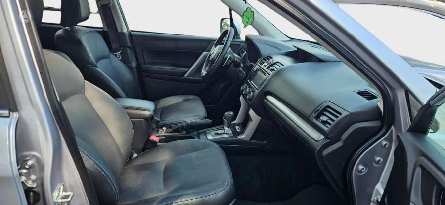 Pelēks Subaru Forester 2014 Marijampole, ar dzinēja tilpumu 2.00 L un nobraukumu 211 tūkst. km par 10500 €, foto 13 vietnē AUTOMOTO.COM.LV