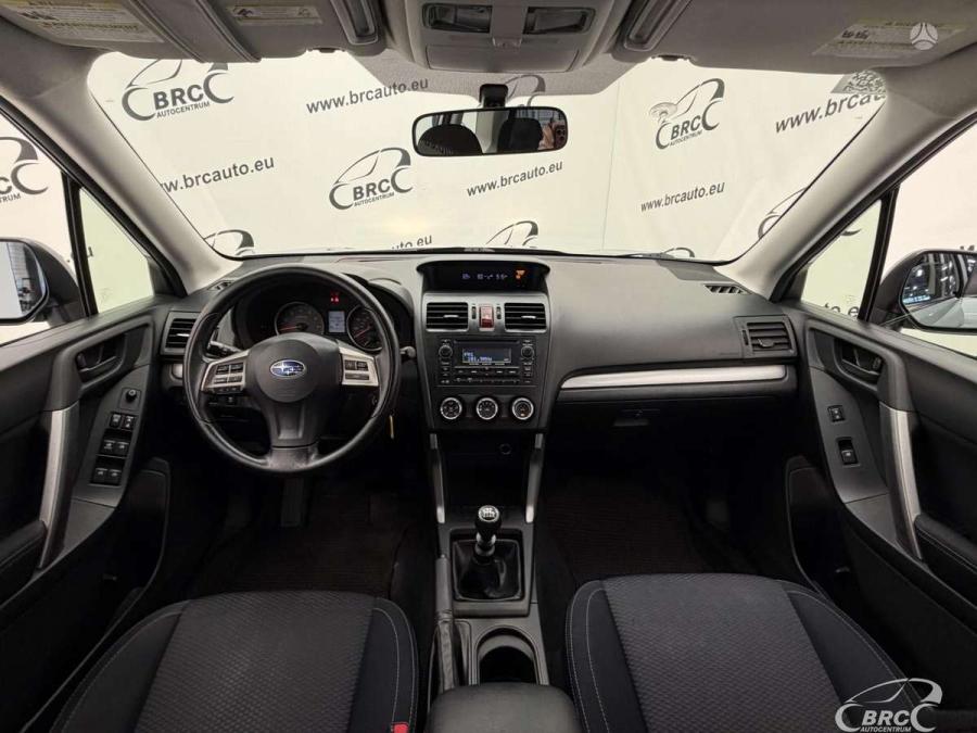 Pelēks Subaru Forester 2014 Viļņa, ar dzinēja tilpumu 2.50 L un nobraukumu 306 tūkst. km par 8900 €, foto 5 vietnē AUTOMOTO.COM.LV