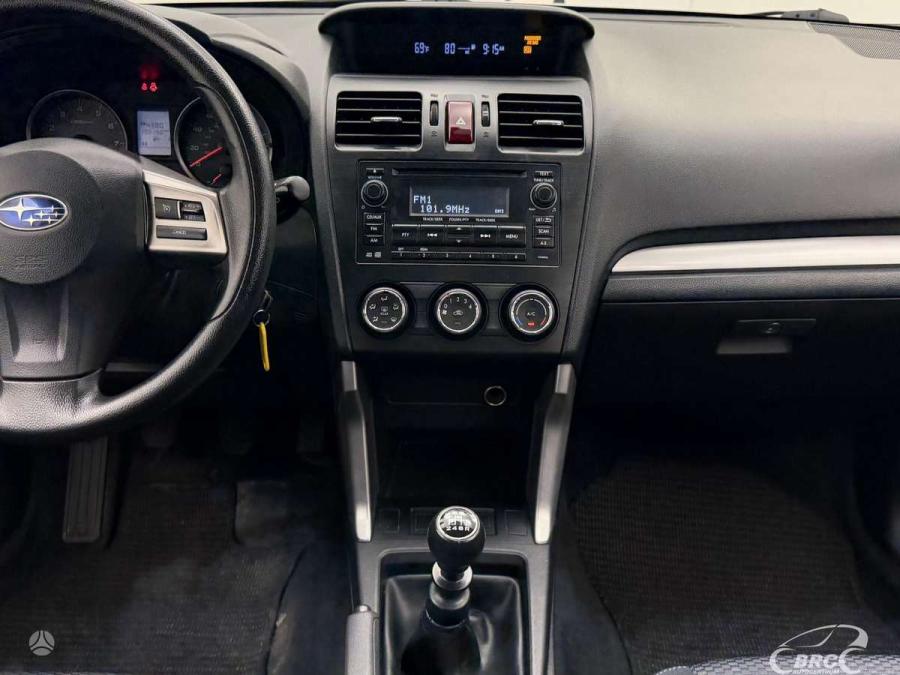 Pelēks Subaru Forester 2014 Viļņa, ar dzinēja tilpumu 2.50 L un nobraukumu 306 tūkst. km par 8900 €, foto 16 vietnē AUTOMOTO.COM.LV