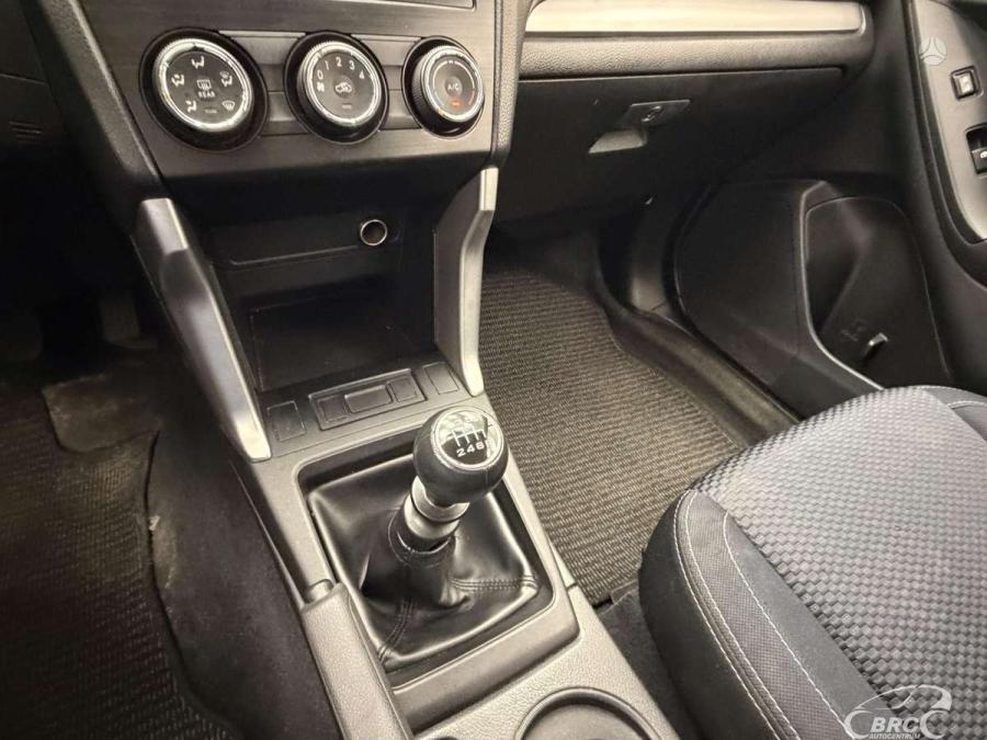Pelēks Subaru Forester 2014 Viļņa, ar dzinēja tilpumu 2.50 L un nobraukumu 306 tūkst. km par 8900 €, foto 27 vietnē AUTOMOTO.COM.LV