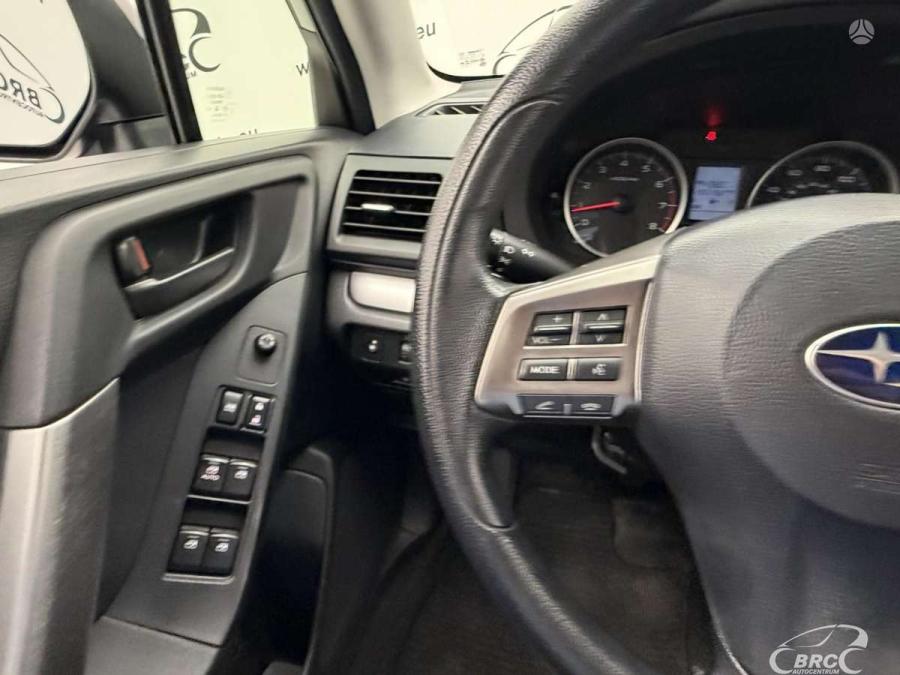 Pelēks Subaru Forester 2014 Viļņa, ar dzinēja tilpumu 2.50 L un nobraukumu 306 tūkst. km par 8900 €, foto 31 vietnē AUTOMOTO.COM.LV