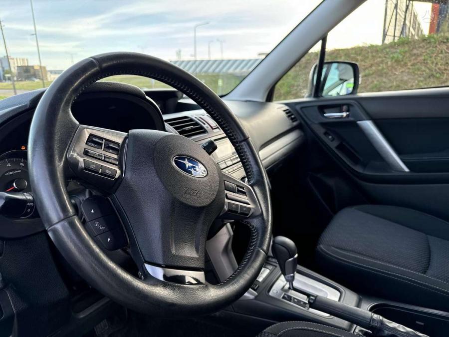 Grey Subaru Forester 2014 in Kaunas, with an engine capacity of 2.00 L and mileage of 286 thousand km for 7690 €, photo 16 on AUTOMOTO.COM.LV