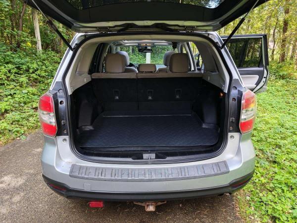 Pelēks Subaru Forester 2014 Viļņa, ar dzinēja tilpumu 2.50 L un nobraukumu 182 tūkst. km par 9800 €, foto 5 vietnē AUTOMOTO.COM.LV