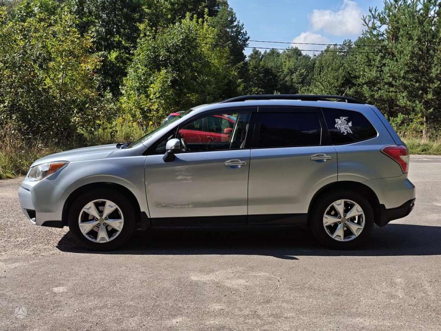 Grey Subaru Forester 2014 in Vilnius, with an engine capacity of 2.50 L and mileage of 182 thousand km for 9800 €, photo 7 on AUTOMOTO.COM.LV