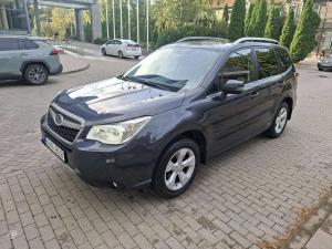 Grey Subaru Forester 2014 in Vilnius, with an engine capacity of 2.00 L and mileage of 236 thousand km for 7400 €, photo 1 on AUTOMOTO.COM.LV