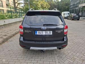 Grey Subaru Forester 2014 in Vilnius, with an engine capacity of 2.00 L and mileage of 236 thousand km for 7400 €, photo 7 on AUTOMOTO.COM.LV