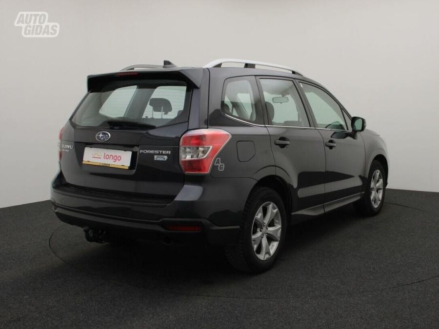 Pelēks Subaru Forester 2015 Viļņa, ar dzinēja tilpumu 2.00 L un nobraukumu 204 tūkst. km par 9999 €, foto 8 vietnē AUTOMOTO.COM.LV