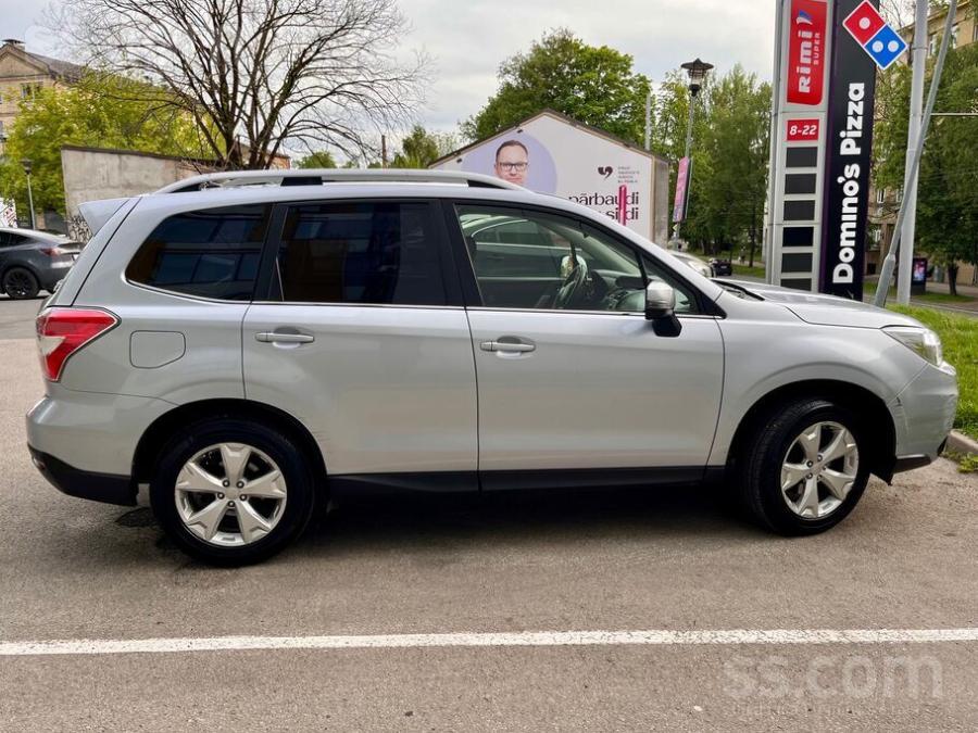 Grey Subaru Forester 2015 in Riga, with an engine capacity of 2.00 L and mileage of 148 thousand km for 6500 €, photo 4 on AUTOMOTO.COM.LV