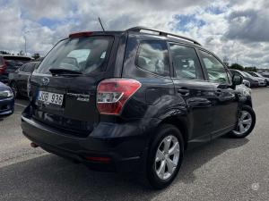 Pelēks Subaru Forester 2015 Viļņa, ar dzinēja tilpumu 2.50 L un nobraukumu 78 tūkst. km par 8990 €, foto 12 vietnē AUTOMOTO.COM.LV