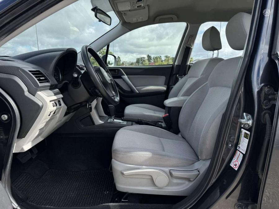 Pelēks Subaru Forester 2015 Viļņa, ar dzinēja tilpumu 2.50 L un nobraukumu 78 tūkst. km par 8990 €, foto 15 vietnē AUTOMOTO.COM.LV