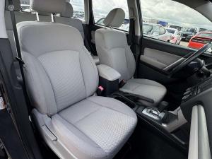 Pelēks Subaru Forester 2015 Viļņa, ar dzinēja tilpumu 2.50 L un nobraukumu 78 tūkst. km par 8990 €, foto 22 vietnē AUTOMOTO.COM.LV