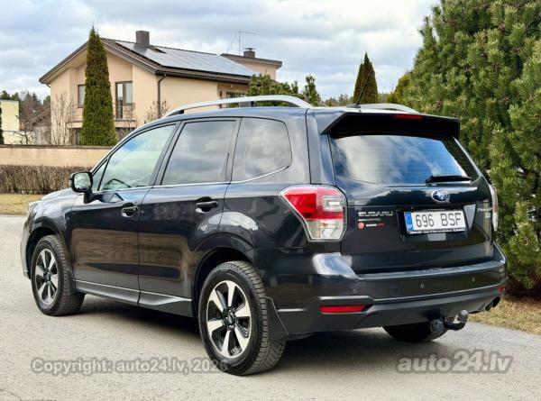 Grey Subaru Forester 2016 in Tallinn, with an engine capacity of 2.00 L and mileage of 181 thousand km for 9995 €, photo 7 on AUTOMOTO.COM.LV