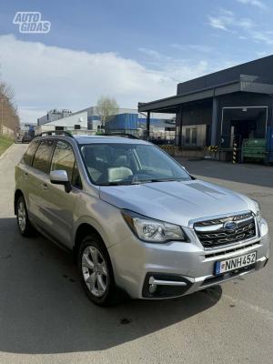 Grey Subaru Forester 2016 in Siauliai, with an engine capacity of 2.50 L and mileage of 244 thousand km for 11800 €, photo 6 on AUTOMOTO.COM.LV