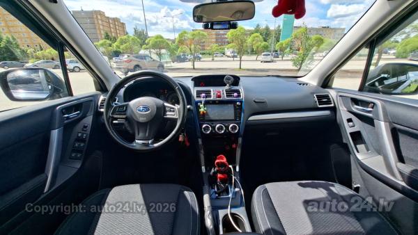 Grey Subaru Forester 2016 in Tartu, with an engine capacity of 2.00 L and mileage of 180 thousand km for 10699 €, photo 9 on AUTOMOTO.COM.LV