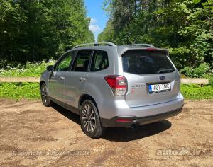 Grey Subaru Forester 2016 in Tartu, with an engine capacity of 2.00 L and mileage of 61 thousand km for 18000 €, photo 4 on AUTOMOTO.COM.LV