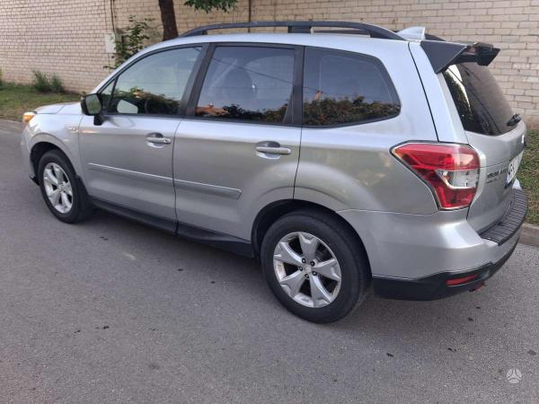 Grey Subaru Forester 2016 in Alytus, with an engine capacity of 2.50 L and mileage of 223 thousand km for 7300 €, photo 4 on AUTOMOTO.COM.LV