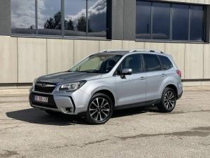Grey Subaru Forester 2016 in Sigulda, with an engine capacity of 2.00 L and mileage of 211 thousand km for 8990 €, photo  on AUTOMOTO.COM.LV