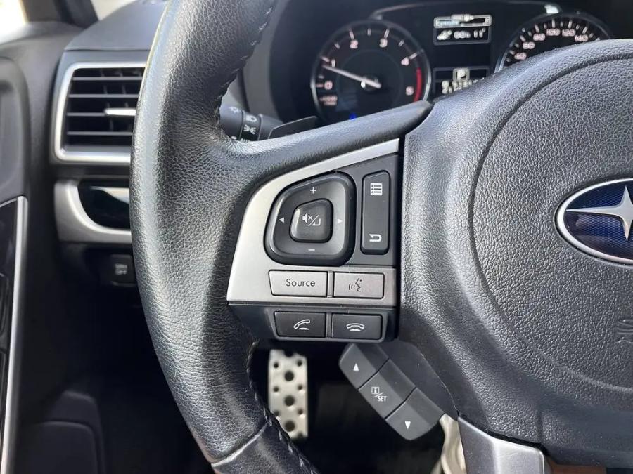Pelēks Subaru Forester 2016 Sigulda, ar dzinēja tilpumu 2.00 L un nobraukumu 211 tūkst. km par 8990 €, foto 24 vietnē AUTOMOTO.COM.LV