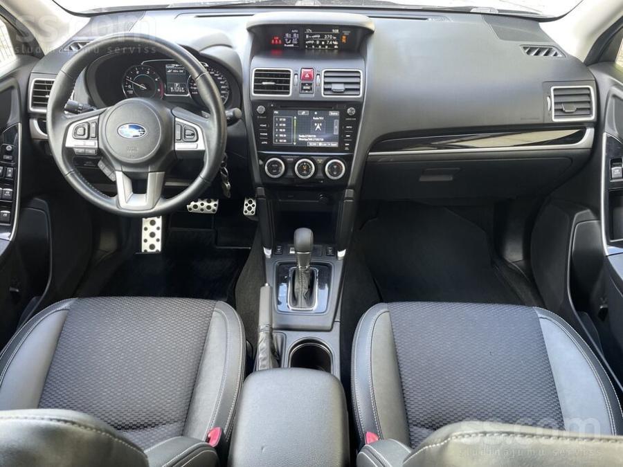 Grey Subaru Forester 2016 in Riga, with an engine capacity of 2.00 L and mileage of 211 thousand km for 8990 €, photo 15 on AUTOMOTO.COM.LV