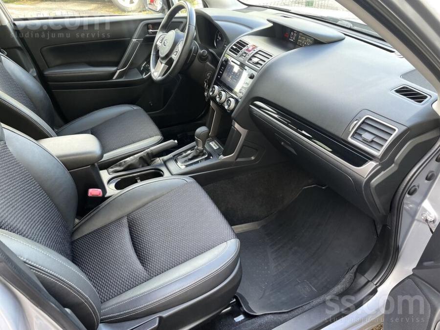 Grey Subaru Forester 2016 in Riga, with an engine capacity of 2.00 L and mileage of 211 thousand km for 8990 €, photo 16 on AUTOMOTO.COM.LV