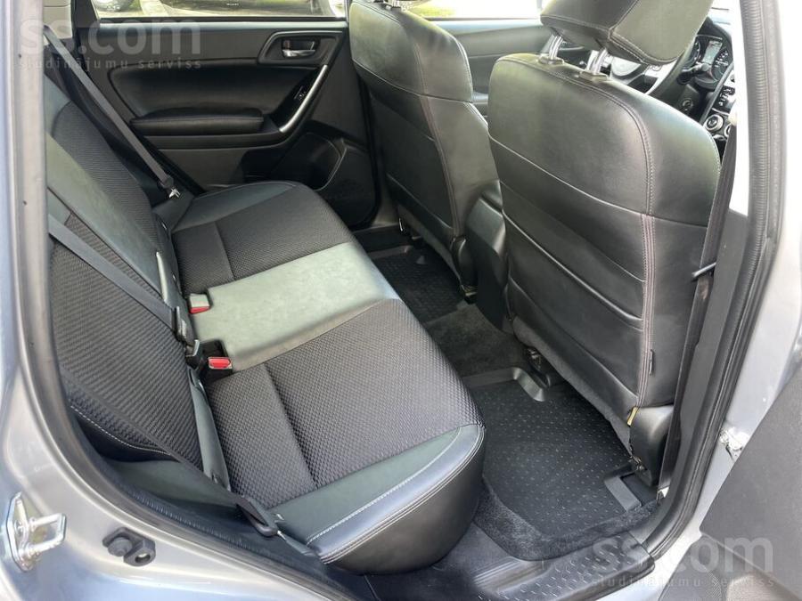 Grey Subaru Forester 2016 in Riga, with an engine capacity of 2.00 L and mileage of 211 thousand km for 8990 €, photo 18 on AUTOMOTO.COM.LV