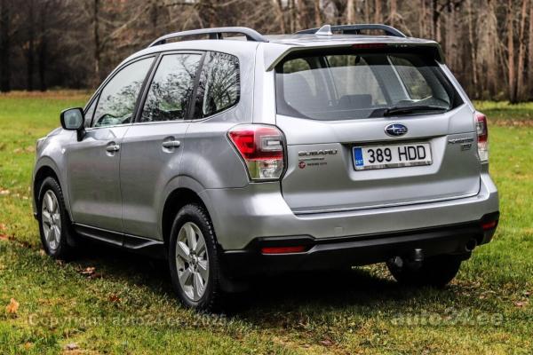Grey Subaru Forester 2017 in Parnu, with an engine capacity of 2.00 L and mileage of 264 thousand km for 8790 €, photo 11 on AUTOMOTO.COM.LV