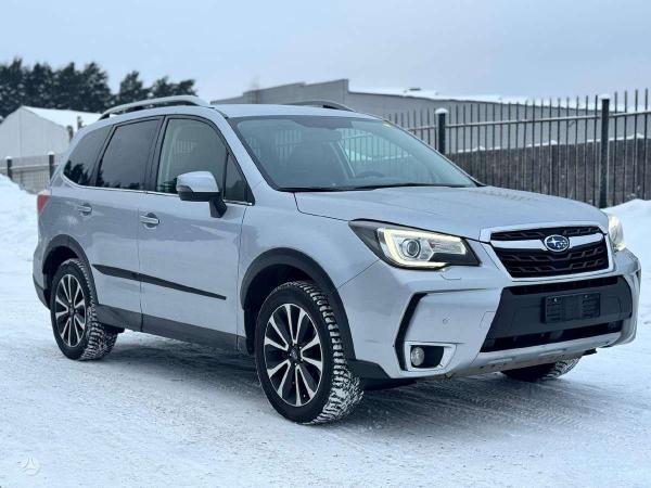 Pelēks Subaru Forester 2017 Viļņa, ar dzinēja tilpumu 2.00 L un nobraukumu 207 tūkst. km par 9950 €, foto 3 vietnē AUTOMOTO.COM.LV