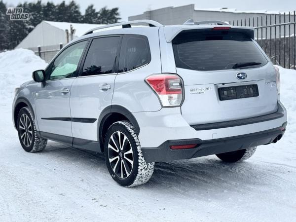 Pelēks Subaru Forester 2017 Viļņa, ar dzinēja tilpumu 2.00 L un nobraukumu 206 tūkst. km par 9950 €, foto 4 vietnē AUTOMOTO.COM.LV