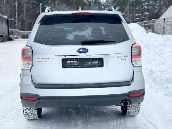 Pelēks Subaru Forester 2017 Viļņa, ar dzinēja tilpumu 2.00 L un nobraukumu 206 tūkst. km par 9950 €, foto 5 vietnē AUTOMOTO.COM.LV