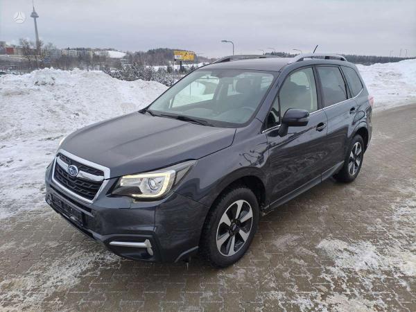Pelēks Subaru Forester 2017 Viļņa, ar dzinēja tilpumu 2.00 L un nobraukumu 178 tūkst. km par 11500 €, foto 1 vietnē AUTOMOTO.COM.LV