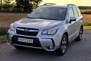 Grey Subaru Forester 2017 in Siauliai, with an engine capacity of 2.50 L and mileage of 240 thousand km for 9750 €, photo 3 on AUTOMOTO.COM.LV