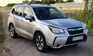 Grey Subaru Forester 2017 in Siauliai, with an engine capacity of 2.50 L and mileage of 240 thousand km for 9750 €, photo 4 on AUTOMOTO.COM.LV