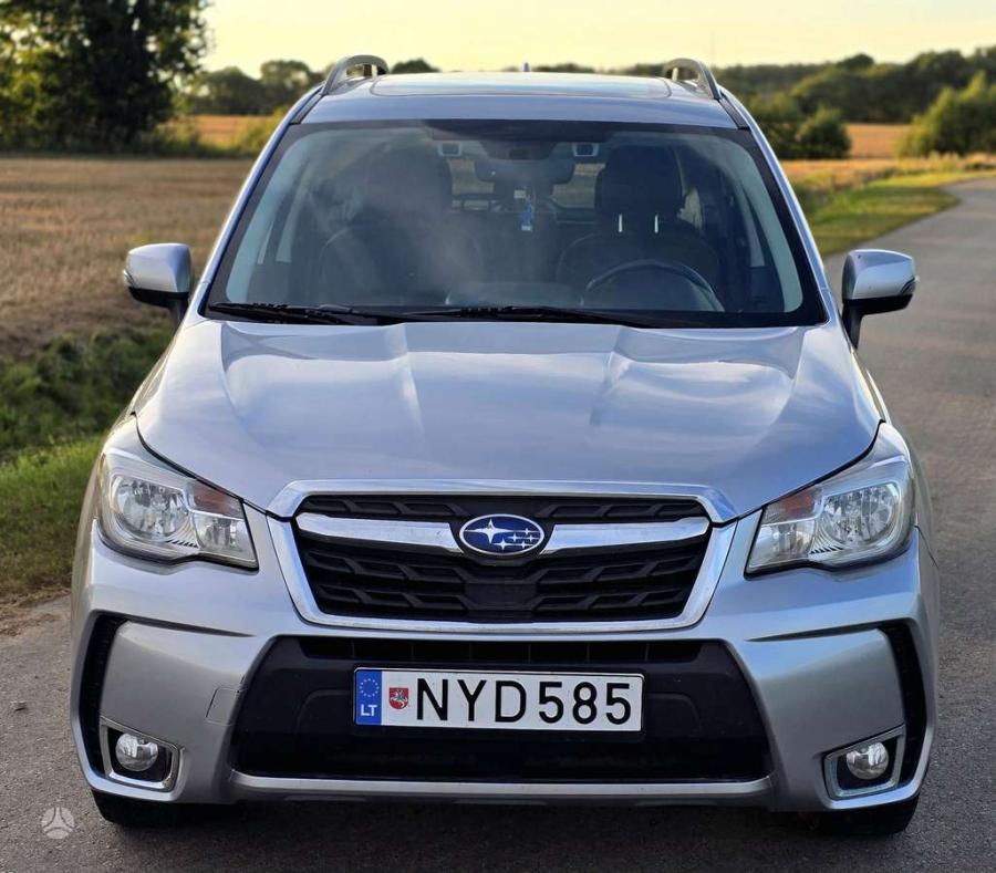 Grey Subaru Forester 2017 in Siauliai, with an engine capacity of 2.50 L and mileage of 240 thousand km for 9750 €, photo 6 on AUTOMOTO.COM.LV