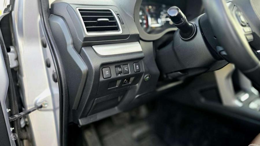Grey Subaru Forester 2017 in Siauliai, with an engine capacity of 2.50 L and mileage of 240 thousand km for 9750 €, photo 17 on AUTOMOTO.COM.LV
