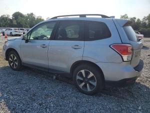 Grey Subaru Forester 2017 in Alytus, with an engine capacity of 2.50 L and mileage of 217 thousand km for 4600 €, photo 3 on AUTOMOTO.COM.LV