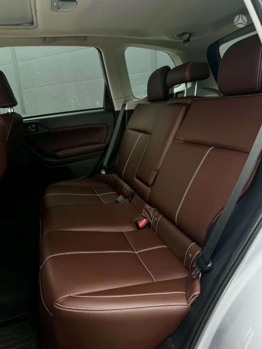 Pelēks Subaru Forester 2017 Šauļi, ar dzinēja tilpumu 2.50 L un nobraukumu 219 tūkst. km par 11250 €, foto 7 vietnē AUTOMOTO.COM.LV