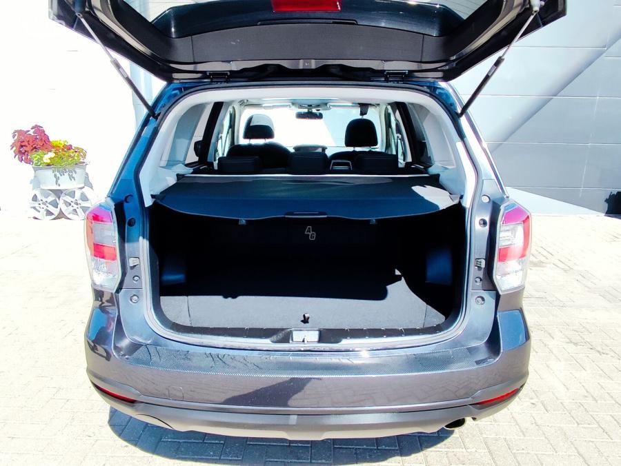 Pelēks Subaru Forester 2018 Ramučiai, ar dzinēja tilpumu 2.00 L un nobraukumu 119 tūkst. km par 11950 €, foto 10 vietnē AUTOMOTO.COM.LV