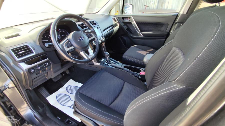 Pelēks Subaru Forester 2018 Ramučiai, ar dzinēja tilpumu 2.00 L un nobraukumu 119 tūkst. km par 11950 €, foto 18 vietnē AUTOMOTO.COM.LV