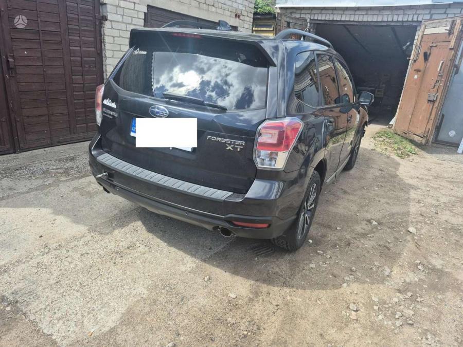 Pelēks Subaru Forester 2018 Viļņa, ar dzinēja tilpumu 2.00 L un nobraukumu 82 tūkst. km par 6500 €, foto 7 vietnē AUTOMOTO.COM.LV