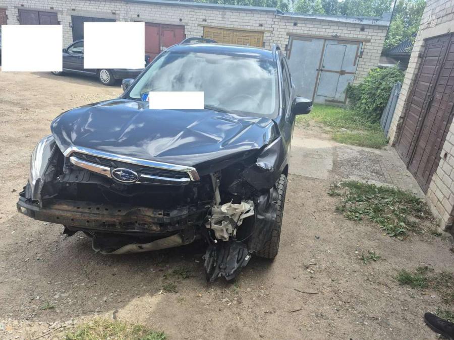Pelēks Subaru Forester 2018 Viļņa, ar dzinēja tilpumu 2.00 L un nobraukumu 82 tūkst. km par 6500 €, foto 9 vietnē AUTOMOTO.COM.LV