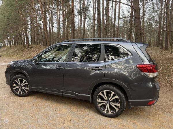 Pelēks Subaru Forester 2019 Viļņa, ar dzinēja tilpumu 2.50 L un nobraukumu 73 tūkst. km par 19000 €, foto 3 vietnē AUTOMOTO.COM.LV