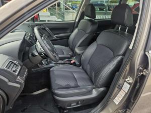 Grey Subaru Forester 2019 in Vilnius, with an engine capacity of 2.00 L and mileage of 133 thousand km for 20590 €, photo 6 on AUTOMOTO.COM.LV