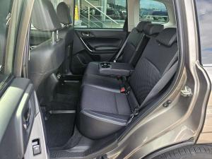 Grey Subaru Forester 2019 in Vilnius, with an engine capacity of 2.00 L and mileage of 133 thousand km for 20590 €, photo 7 on AUTOMOTO.COM.LV