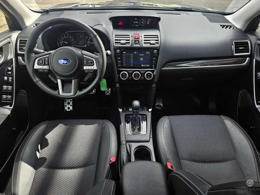 Grey Subaru Forester 2019 in Vilnius, with an engine capacity of 2.00 L and mileage of 133 thousand km for 20590 €, photo 10 on AUTOMOTO.COM.LV