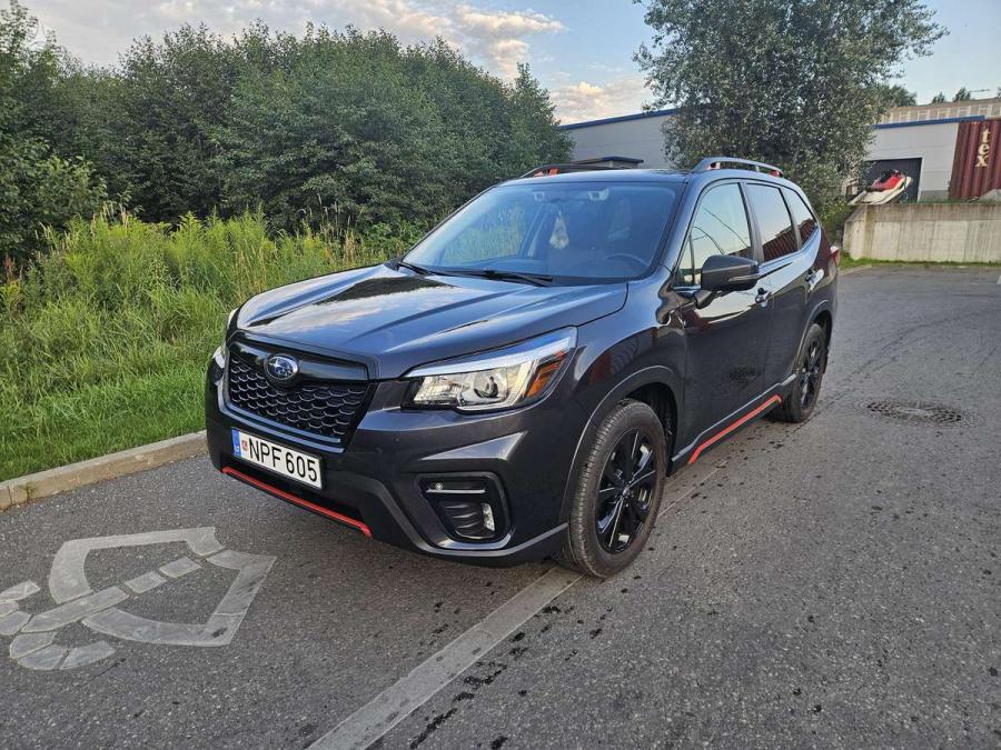 Pelēks Subaru Forester 2019 Viļņa, ar dzinēja tilpumu 2.50 L un nobraukumu 119 tūkst. km par 16000 €, foto 1 vietnē AUTOMOTO.COM.LV