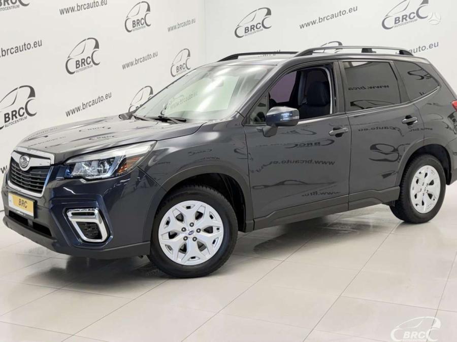Pelēks Subaru Forester 2019 Viļņa, ar dzinēja tilpumu 2.50 L un nobraukumu 151 tūkst. km par 13900 €, foto 1 vietnē AUTOMOTO.COM.LV