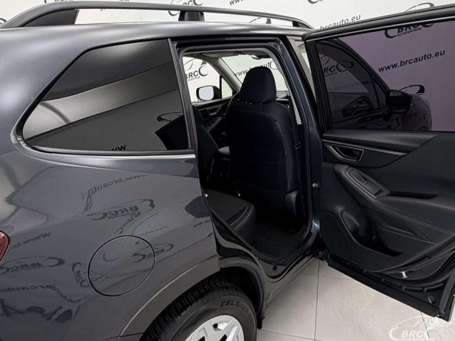 Pelēks Subaru Forester 2019 Viļņa, ar dzinēja tilpumu 2.50 L un nobraukumu 151 tūkst. km par 13900 €, foto 13 vietnē AUTOMOTO.COM.LV