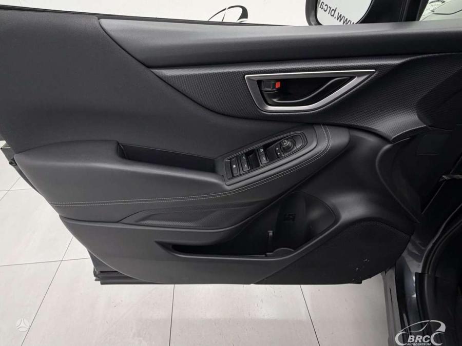 Pelēks Subaru Forester 2019 Viļņa, ar dzinēja tilpumu 2.50 L un nobraukumu 151 tūkst. km par 13900 €, foto 20 vietnē AUTOMOTO.COM.LV