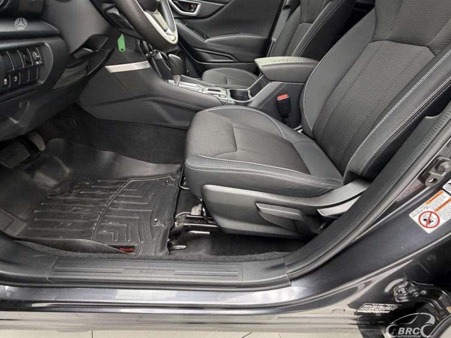 Pelēks Subaru Forester 2019 Viļņa, ar dzinēja tilpumu 2.50 L un nobraukumu 151 tūkst. km par 13900 €, foto 22 vietnē AUTOMOTO.COM.LV